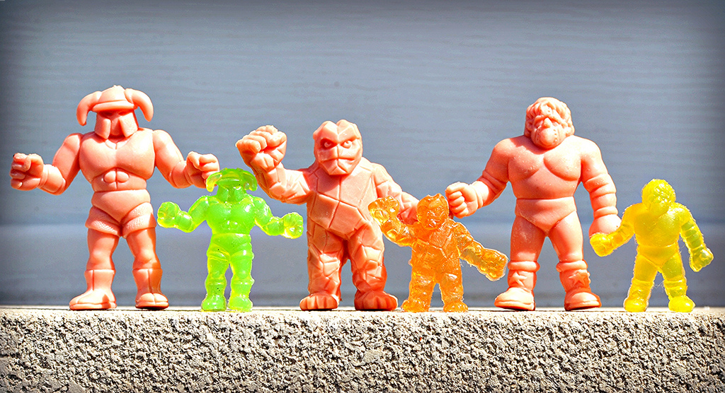 Little Weirdos: Mini figures and other monster toys: Mini M.U.S.C.L.E ...
