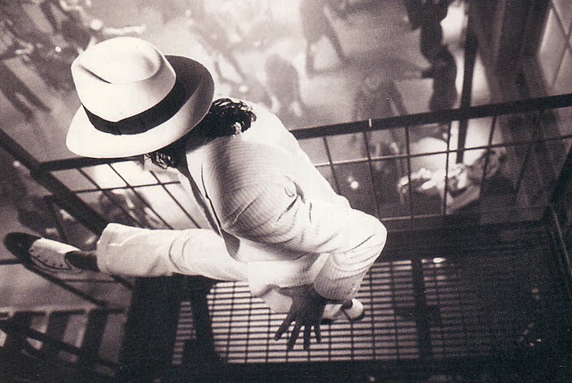 Keeping Balance While Running a Michael Jackson fan group/blog - MJFANGIRL