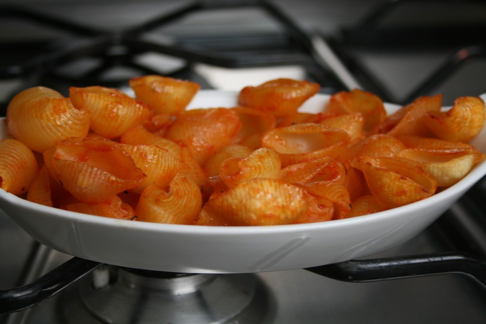 Baked Eggs in Spicy Crunchy Pasta