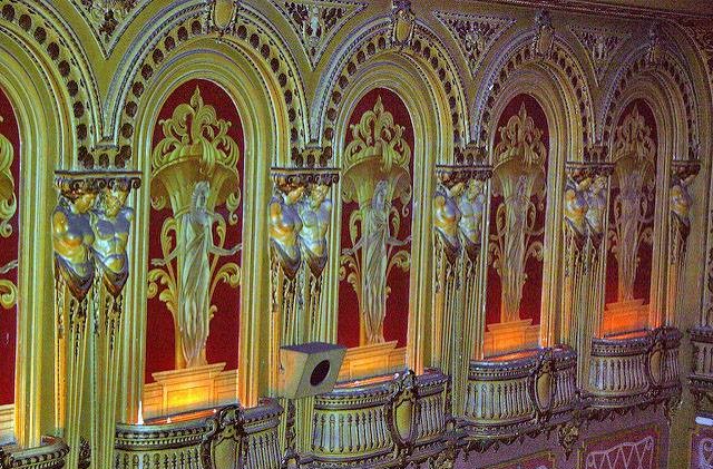 San Francisco Theatres: The Warfield Theatre: interior
