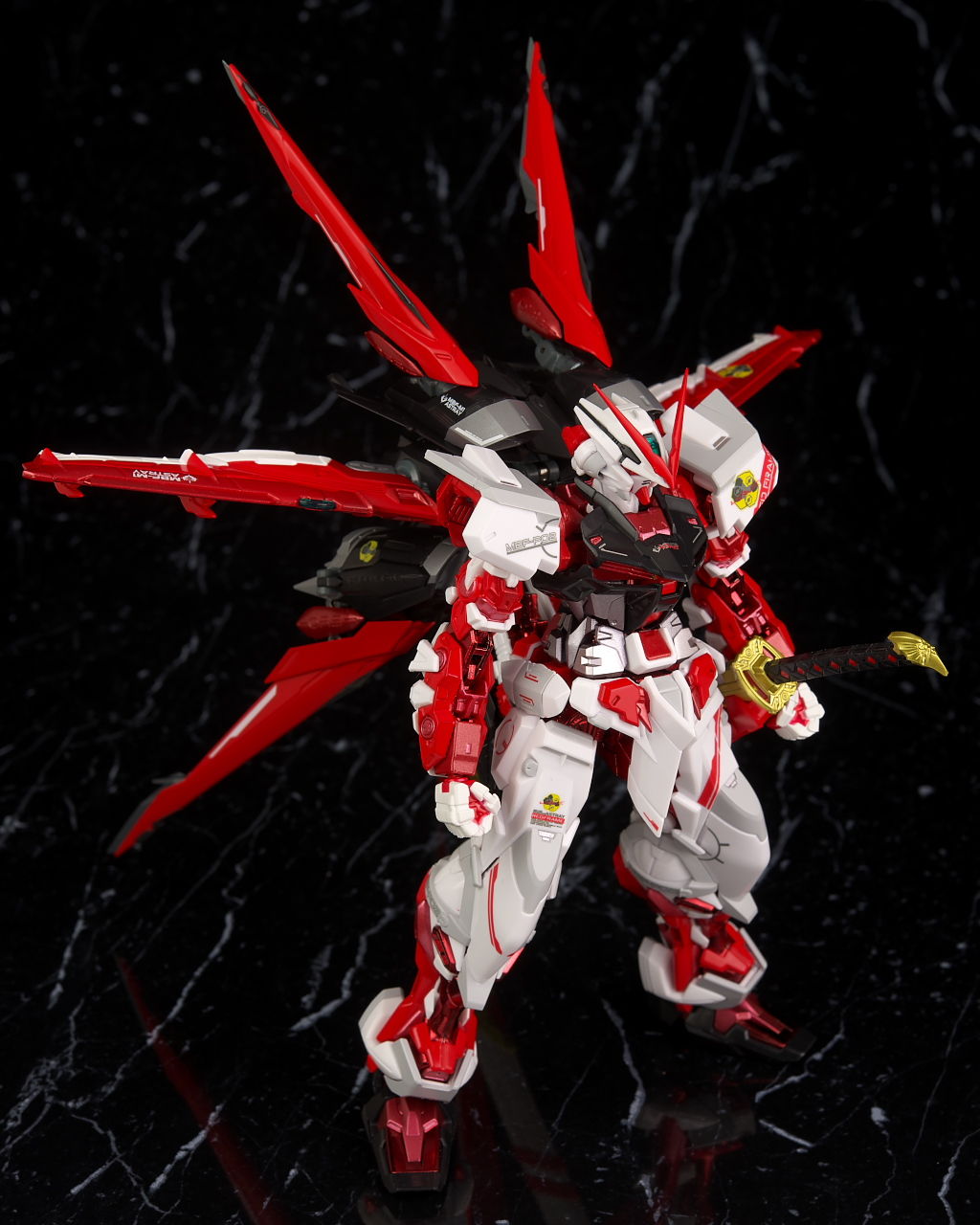 GUNDAM GUY: METAL BUILD Gundam Astray Red Frame + Flight Unit Option ...