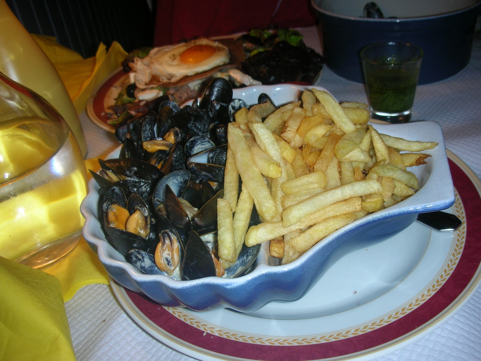 Brussels, Centre & Heart of Europe, visit &JOY!!!: Food - Moules-Frites
