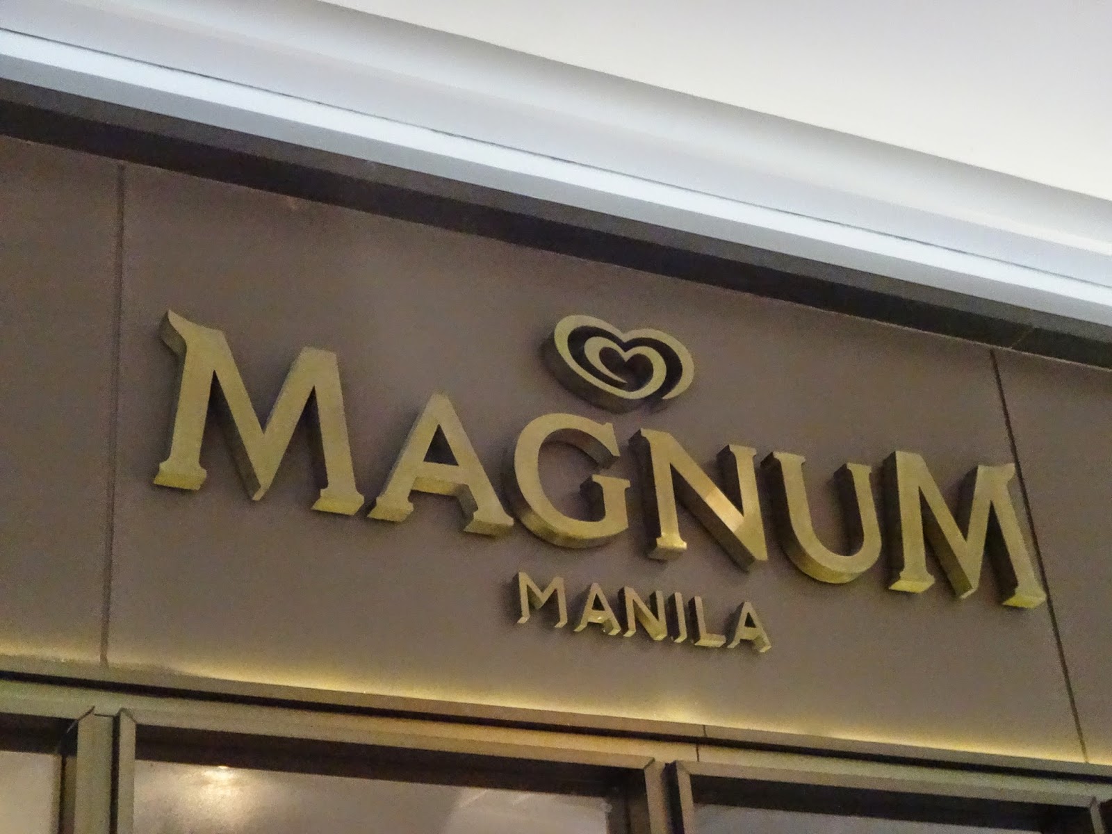Definitely Deuxe: Magnum Manila - Ice Cream Parlour