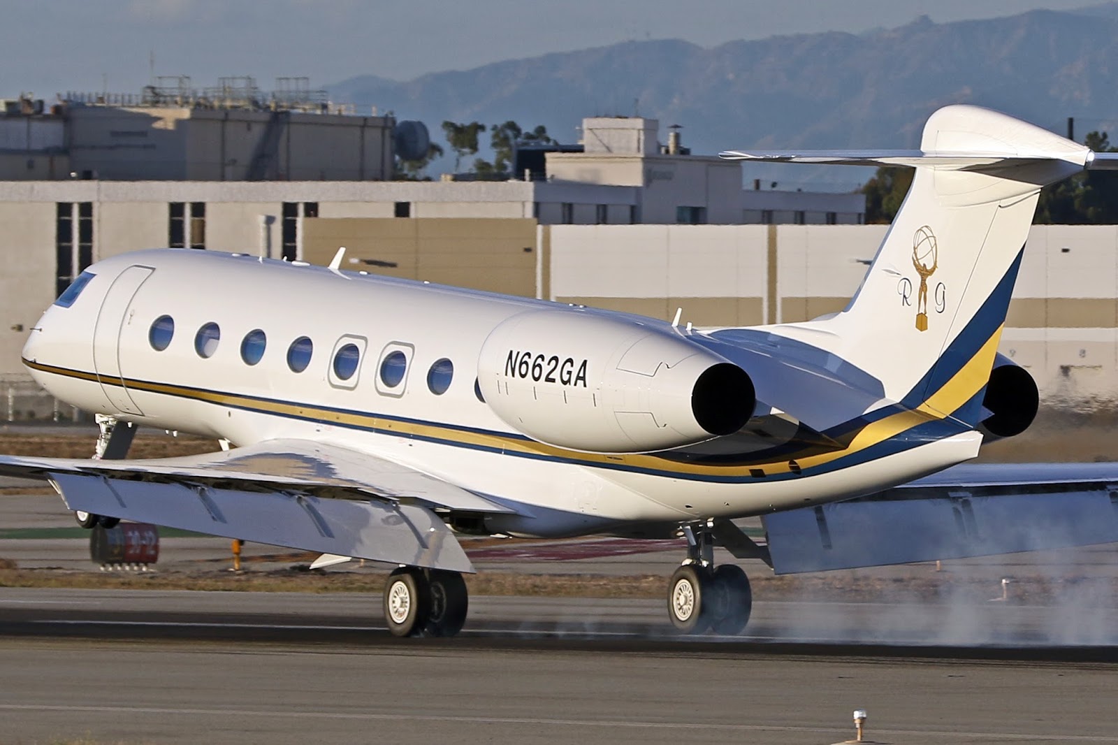 Aero Pacific Flightlines: Gulfstream G650 (c/n 6262) N662GA tbr N313RG