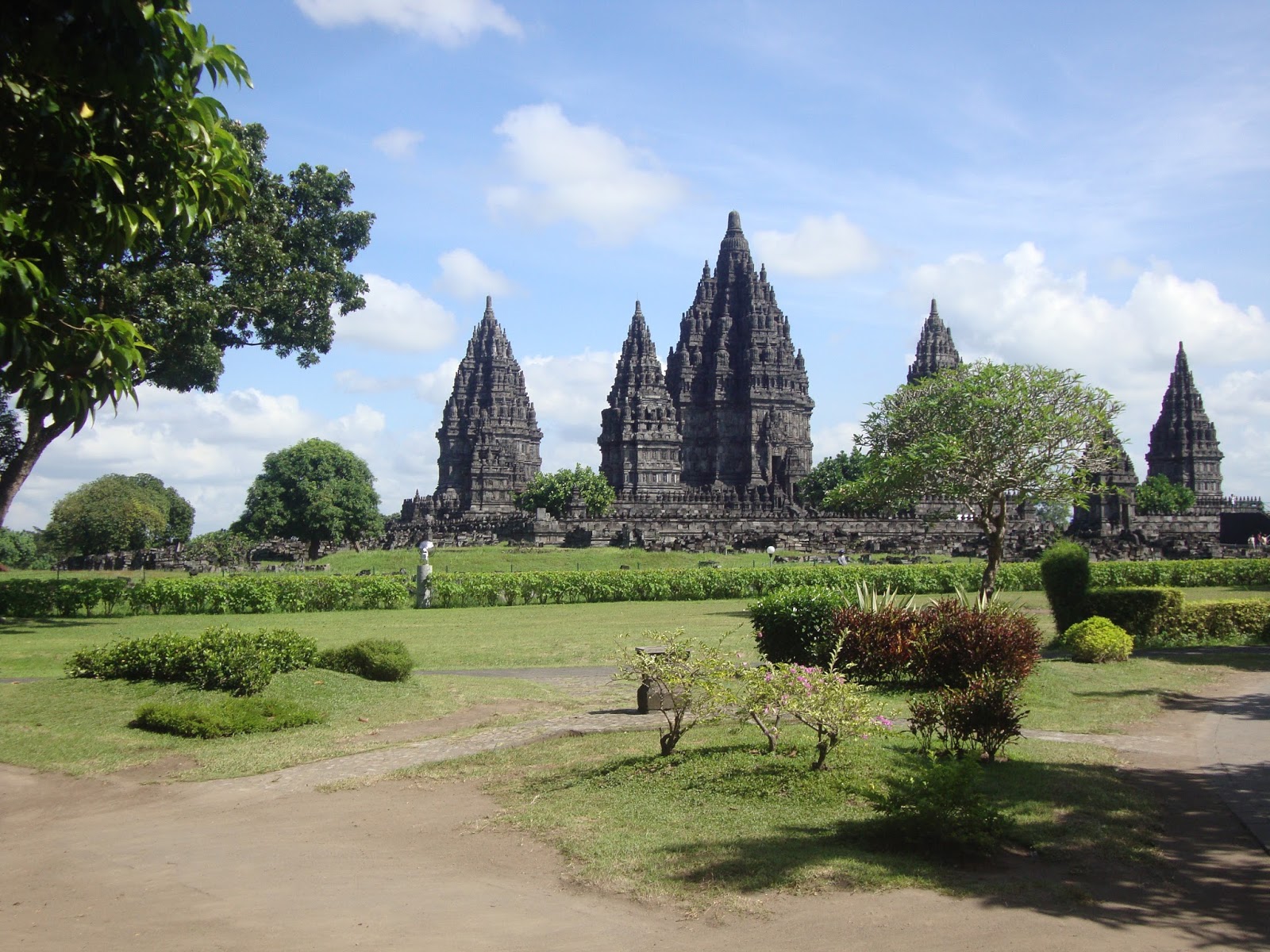 Design Photography: Photography Building - Wallpaper Prambanan Temple ...