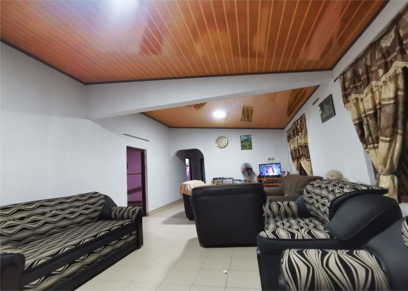 Sivilima සිවිලිම: 2×2 Ceiling Fan