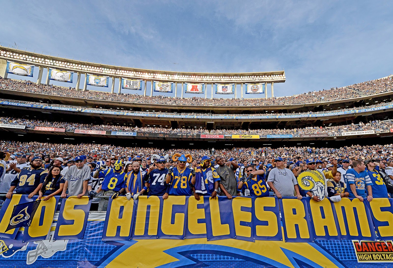 The Wearing Of the Green (and Gold): Meet the New (Rams) Logo. Same as ...
