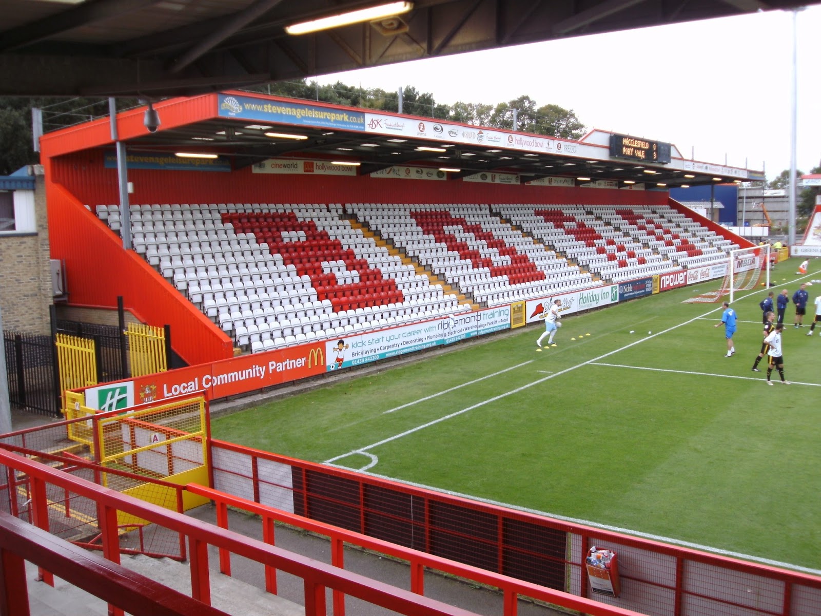 Extreme Football Tourism: ENGLAND: Stevenage FC