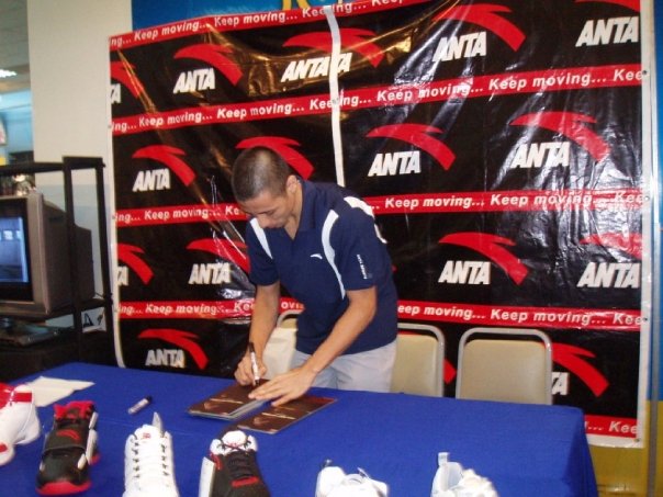 PBA Fanatic: Paul Artadi at event for Anta shoes