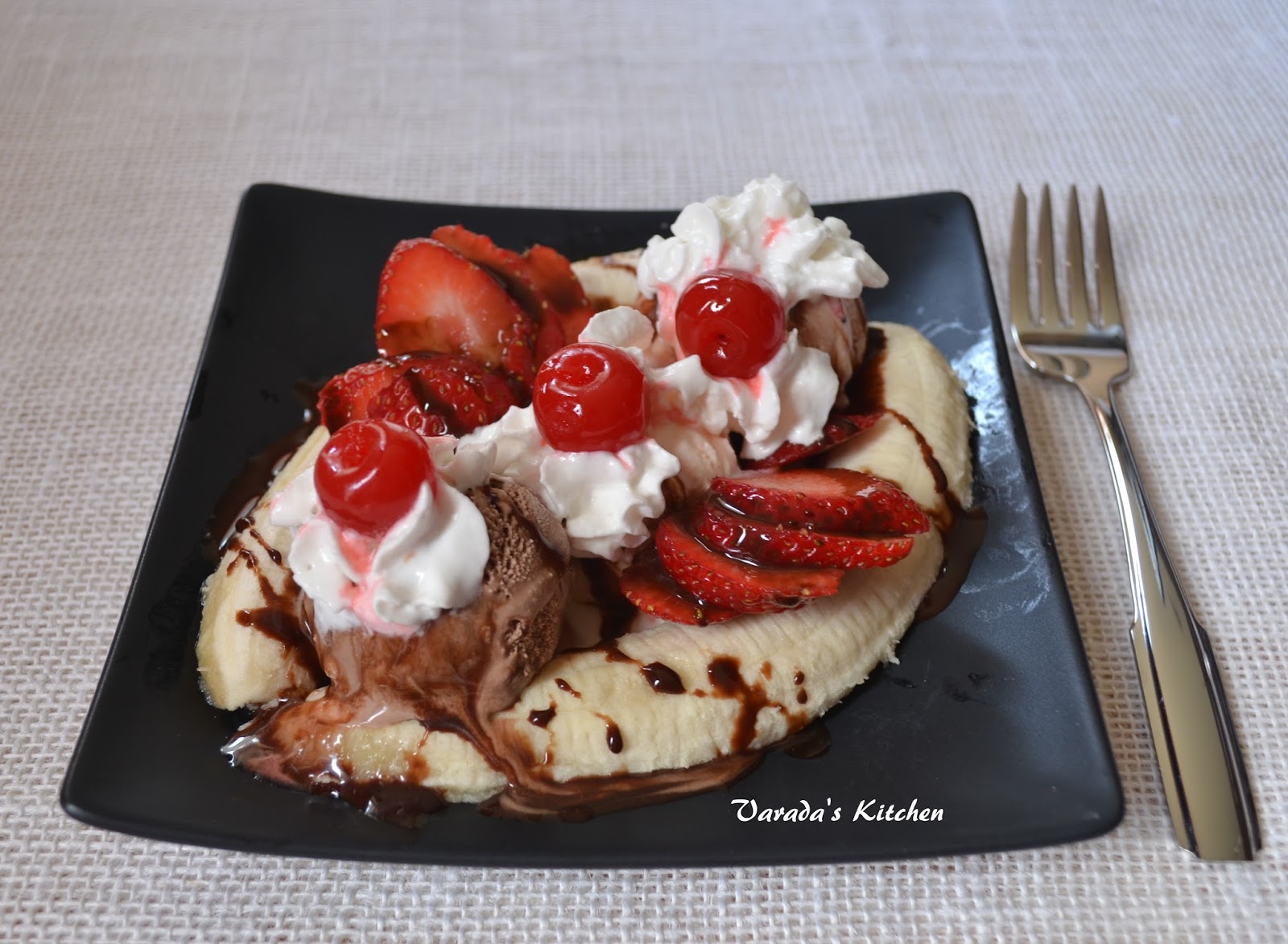 Varada's Kitchen and Garden: Banana Split