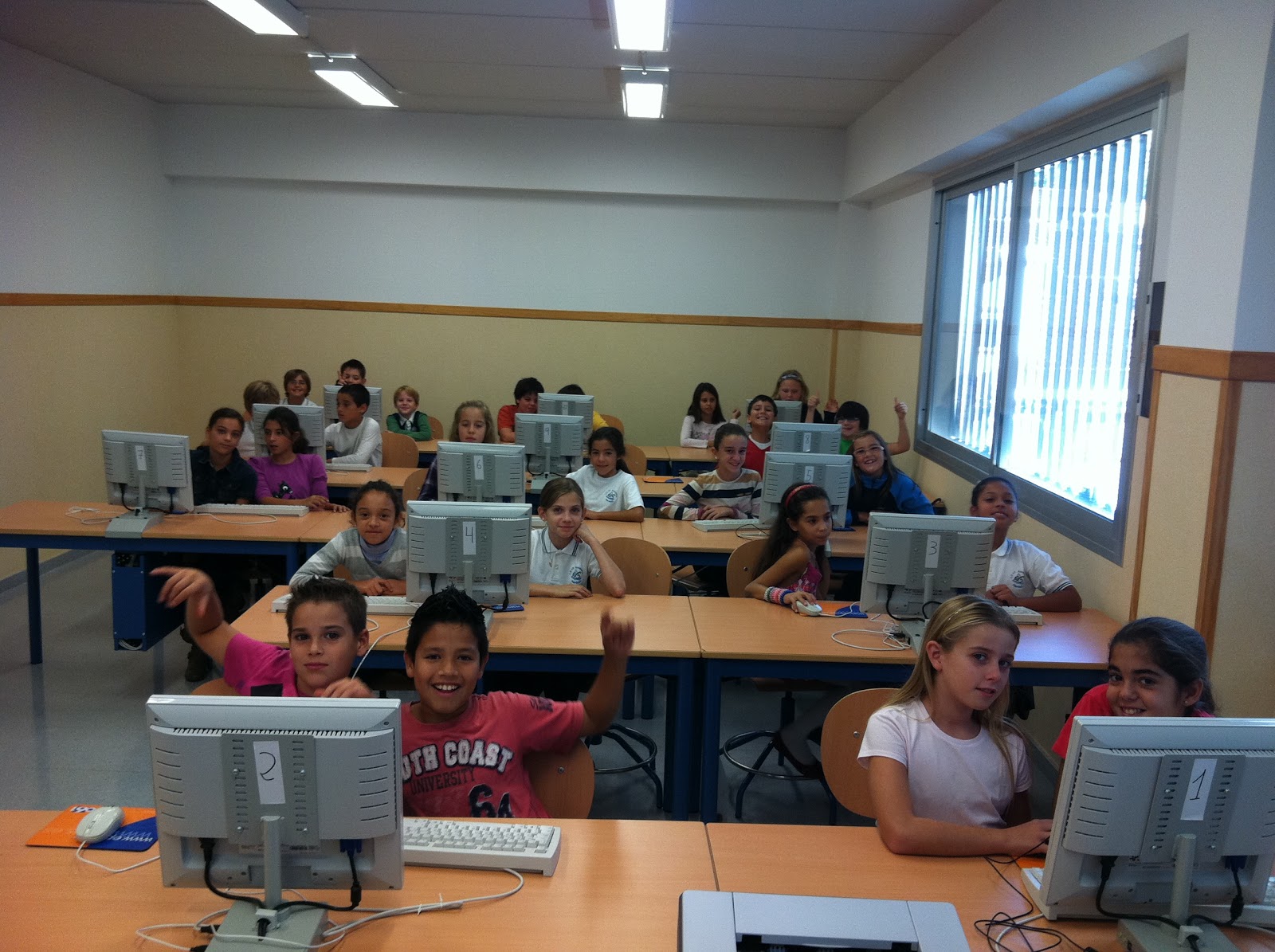 CEIP XARBLANCA 6º A: SESIÓN DE INFORMÁTICA