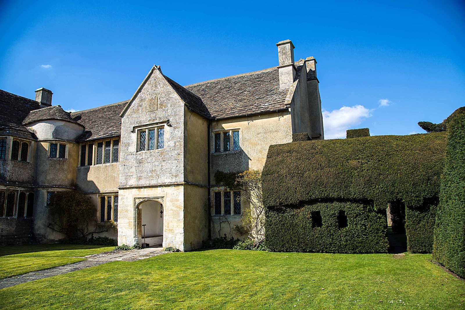 HClaireBlip: Three National Trust properties 2nd April 2013