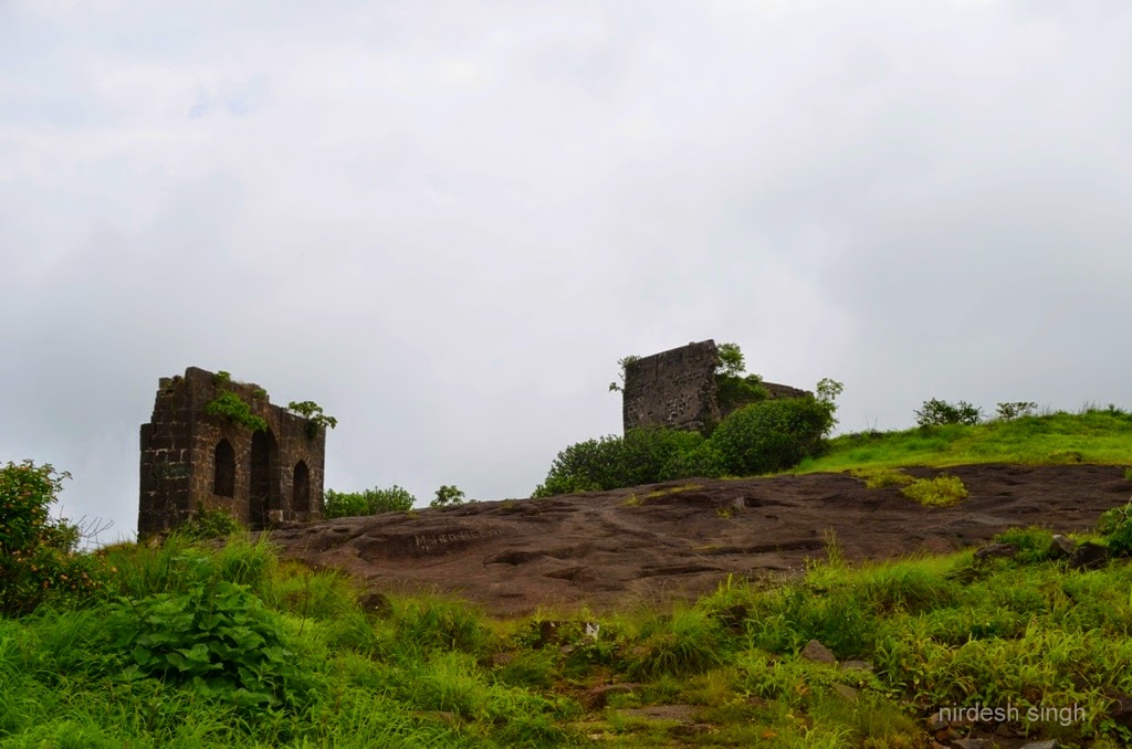 Just Tripping!: Narnala Fort - The Satpura Surprise