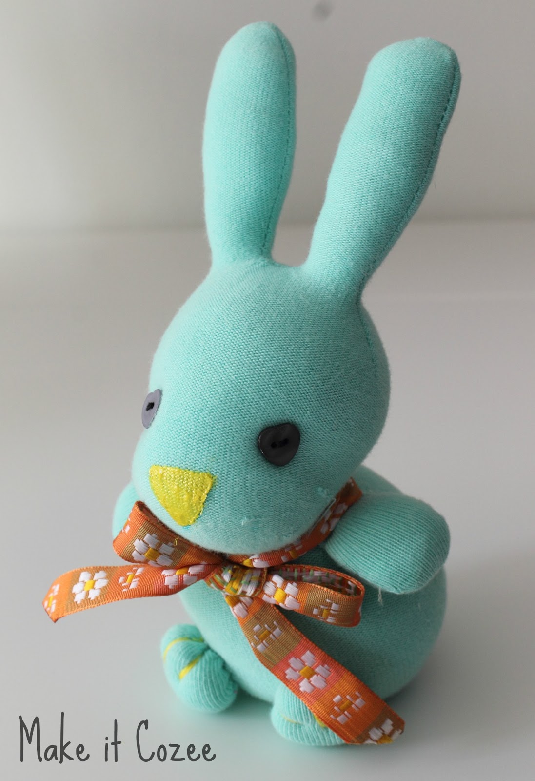 Make it Cozee: Easter Sock Bunny