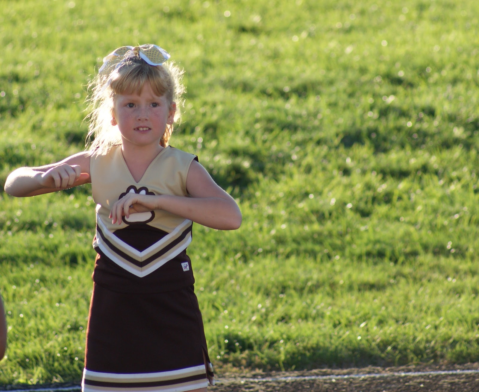 Our life....: Cheerleader!
