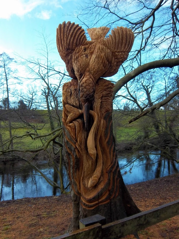 Pix Grove: Carvings From Fallen Trees
