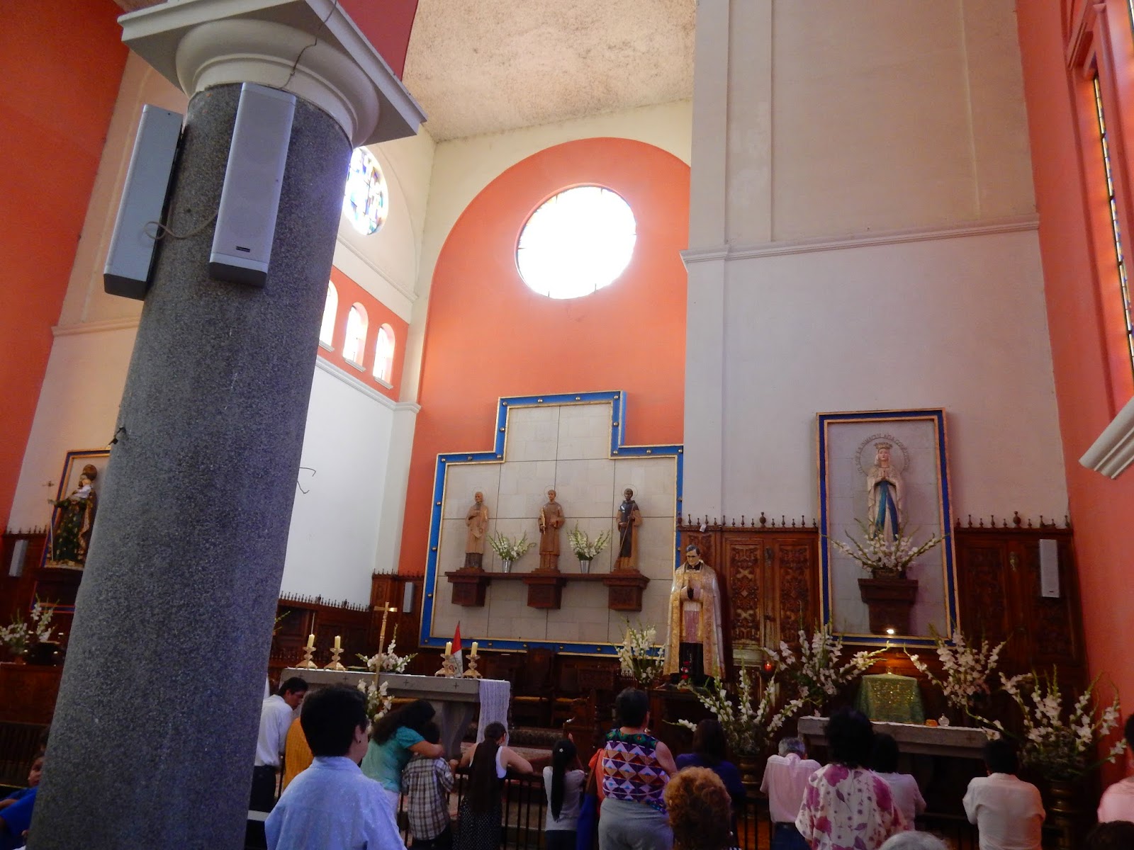 St. Paul's in Peru: Mass with the Children......