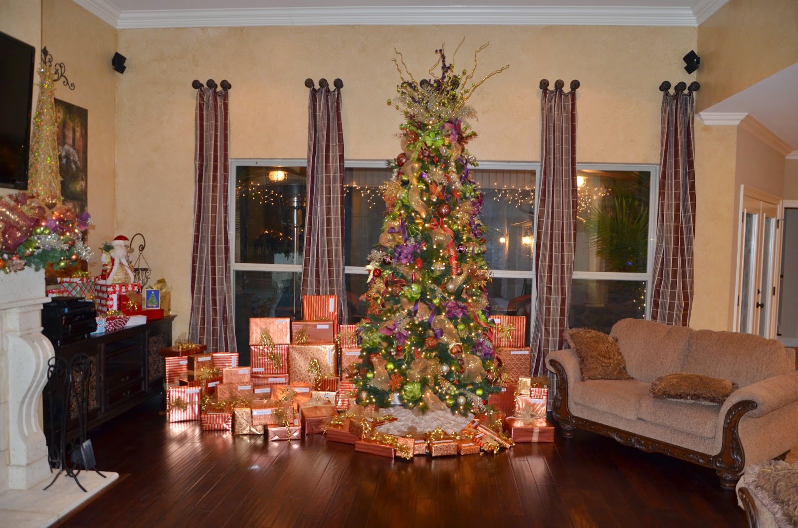 The Rabbit in my Hat: Christmas Gift Auction