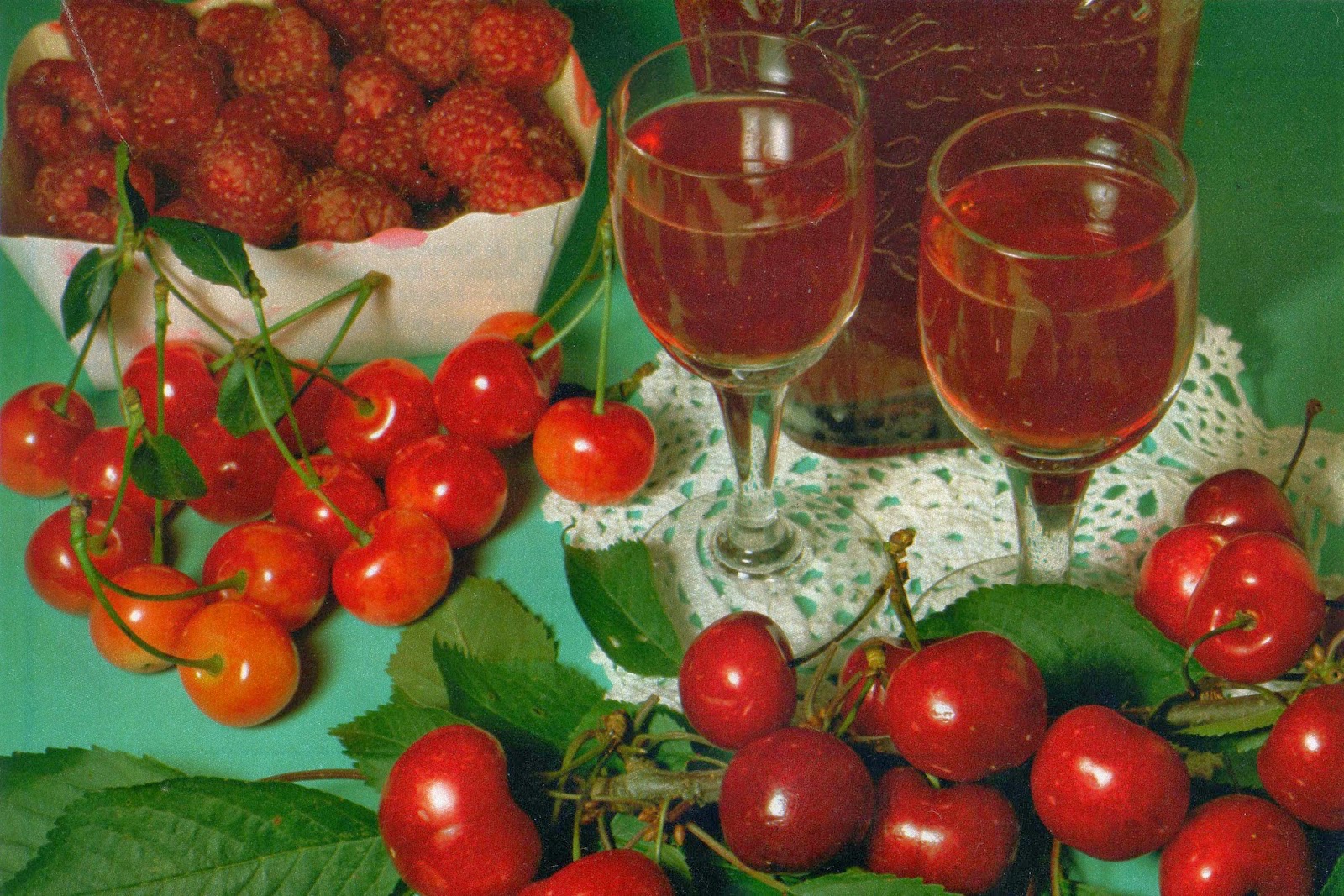 Au bonheur des papilles: Liqueurs : Liqueur Cerises-Framboises