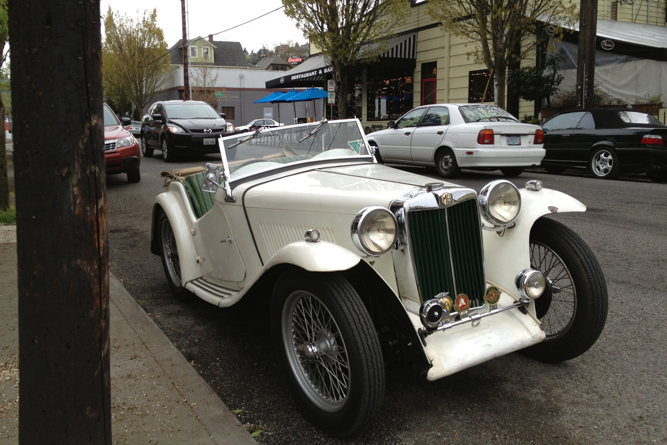 OLD PARKED CARS.: 1939 MG TB Midget.