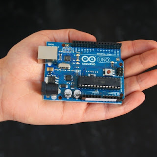 JURNAL ARDUINO: What is an Arduino