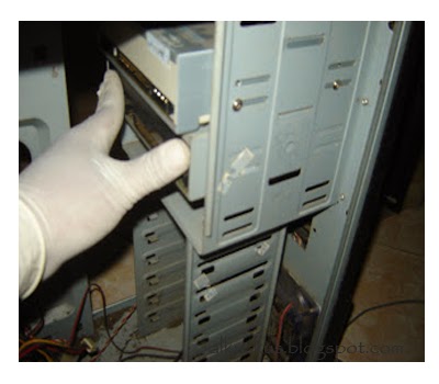 informatics_engineering: CARA MEMBONGKAR DAN MEMASANG KOMPUTER (PC)