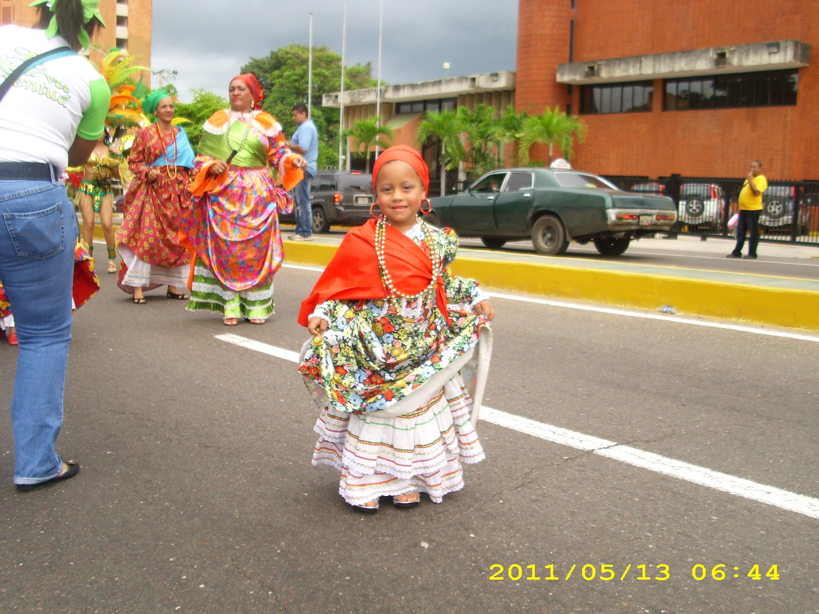 "La Nueva Juventud Calipso de El Callao": Imágenes pre desfile "Feria ...