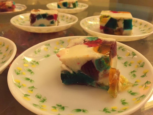 Wiggly Jiggly Jelly Pudding