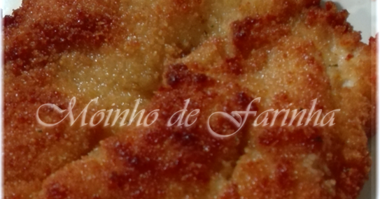 Moinho De Farinha: Peito de frango panado