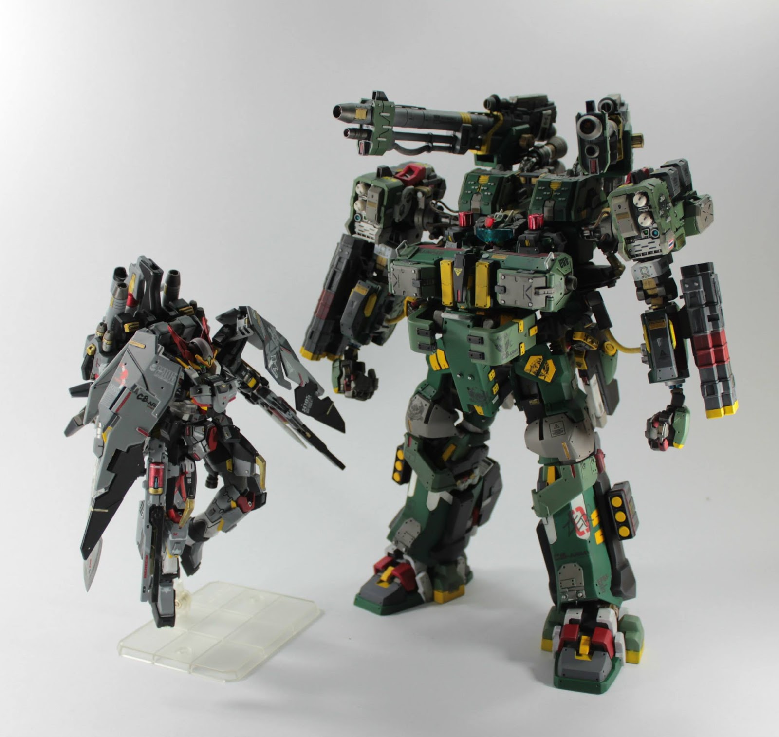 Gundam Family: Striker Buster (Heavy Type) & Gundam Astraea Arfogaeth ...