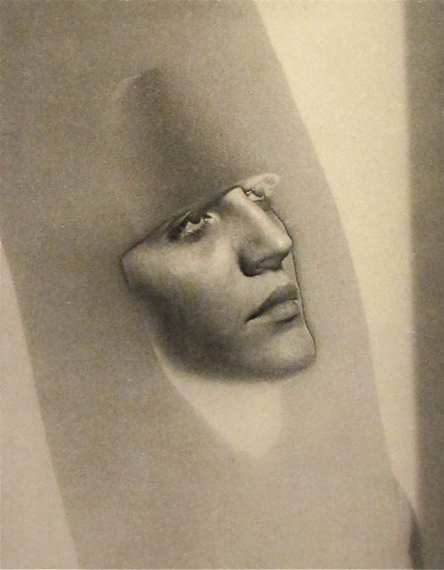 MONDOBLOGO: man ray's masks