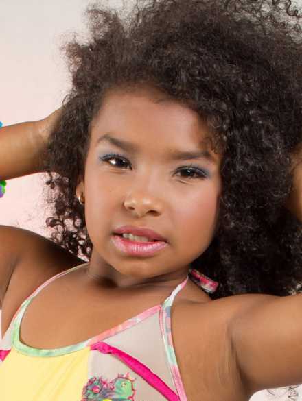 Niña Model Venezuela 2015 - Diverso Magazine