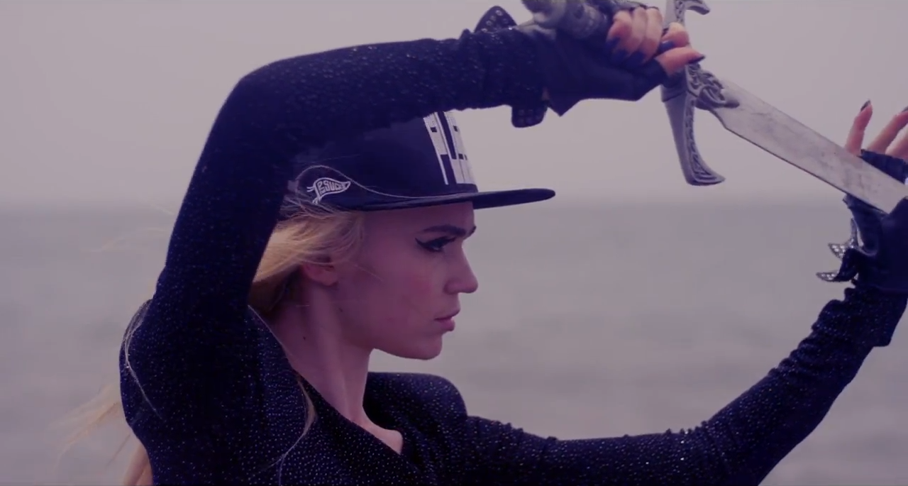 LUCYLOVES: GRIMES "Genesis"