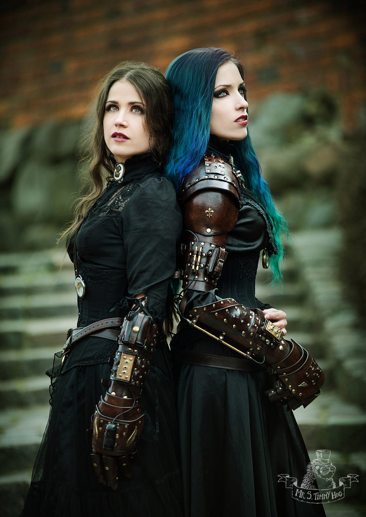Steampunk Fashion Guide: Steamgoths in Steam Gauntlets