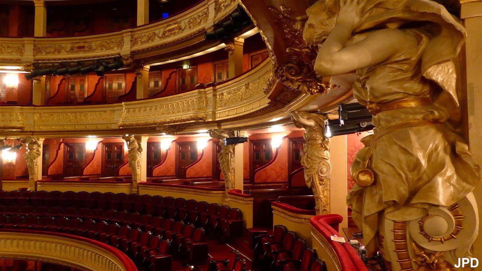 Paris-bise-art : Opéra Comique