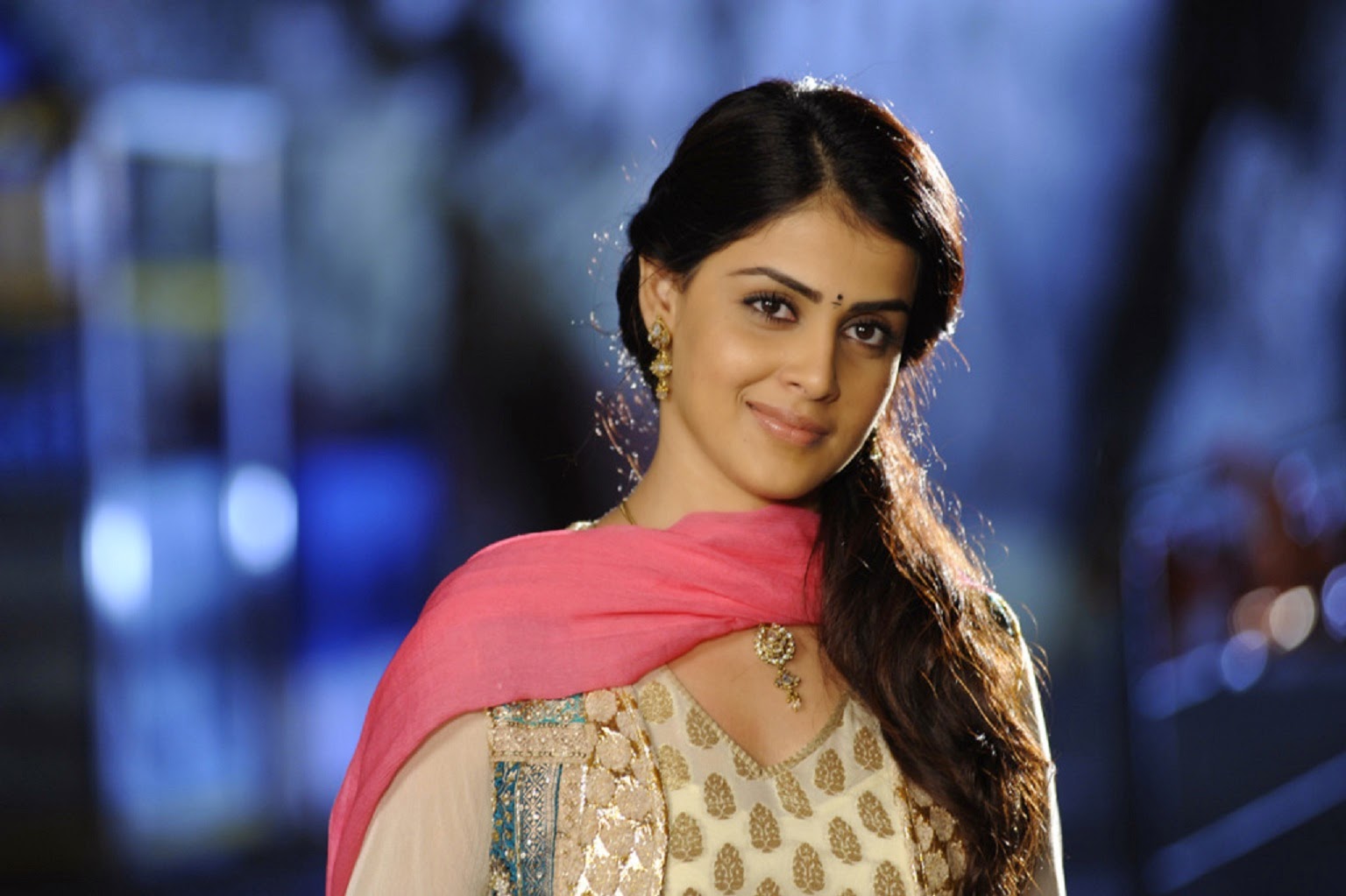 ALL STAR HD WALLPAPERS DOWNLOAD: Genelia D'souza HD Wallpapers