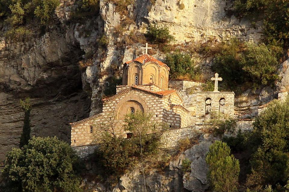 Pellumb{Berat]Xhangolli