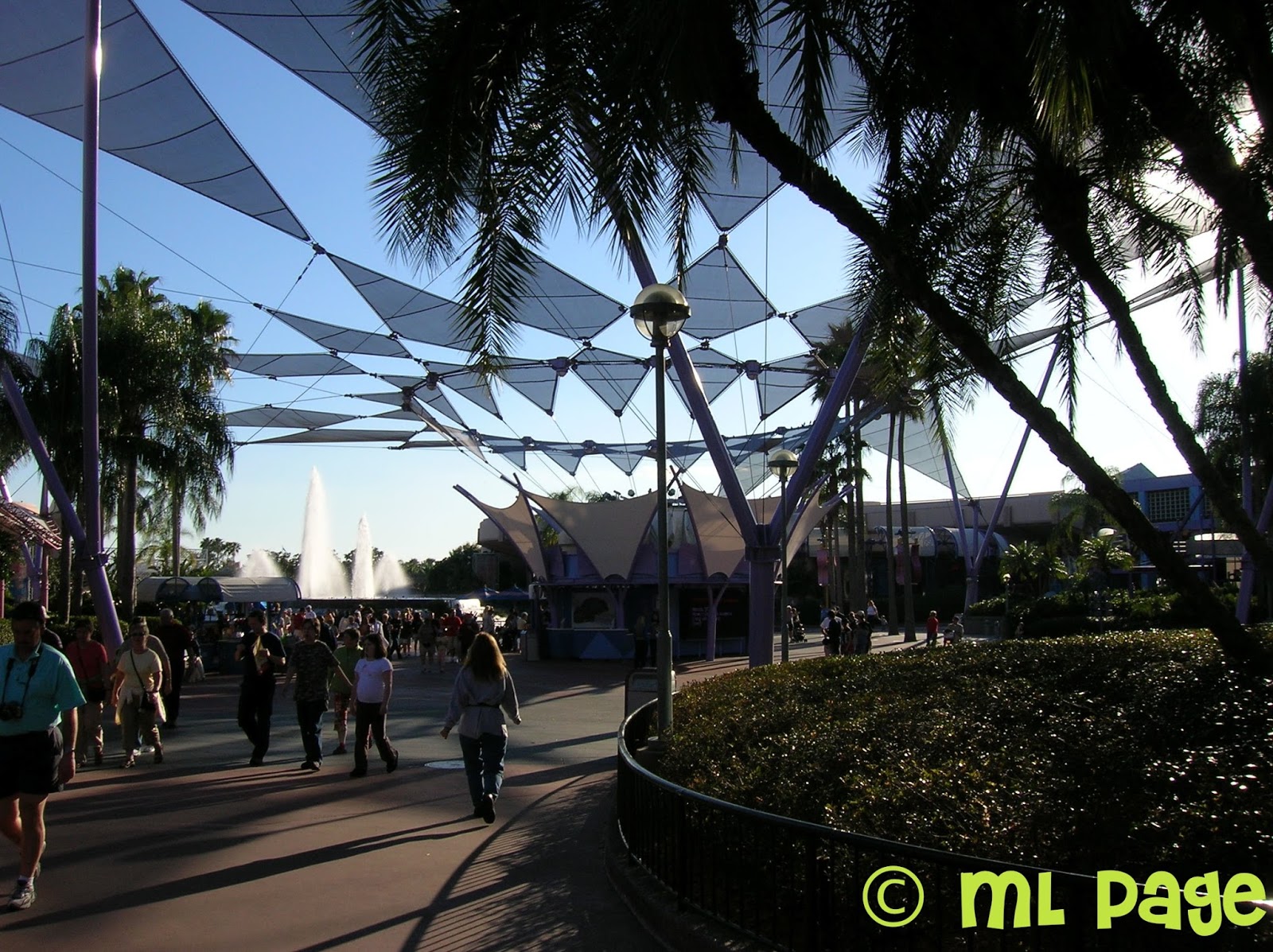 Picturing Disney: Future World