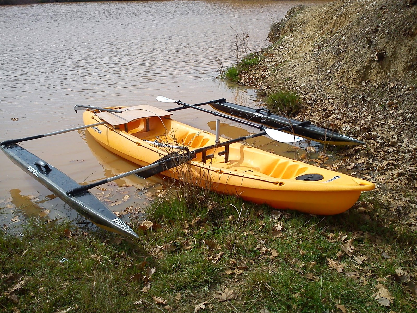 ONYX 16 trimaran : Kayak trimaran 2 project. Instalation and testing