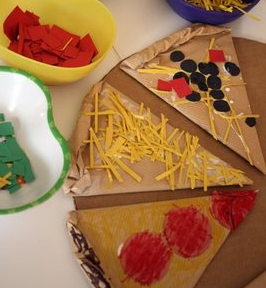 DIY Cardboard Toys Pizza