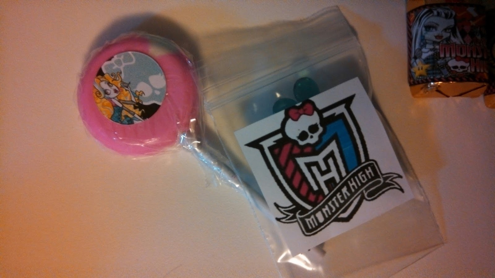 Always on the Run with 2: Monster High Party Gift Bags