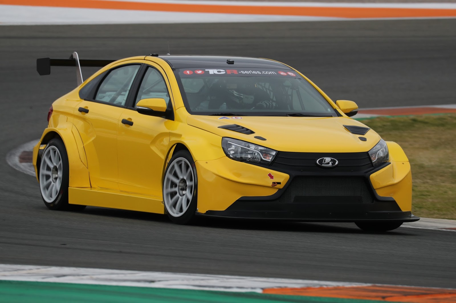 LADA Vesta TCR - 2018