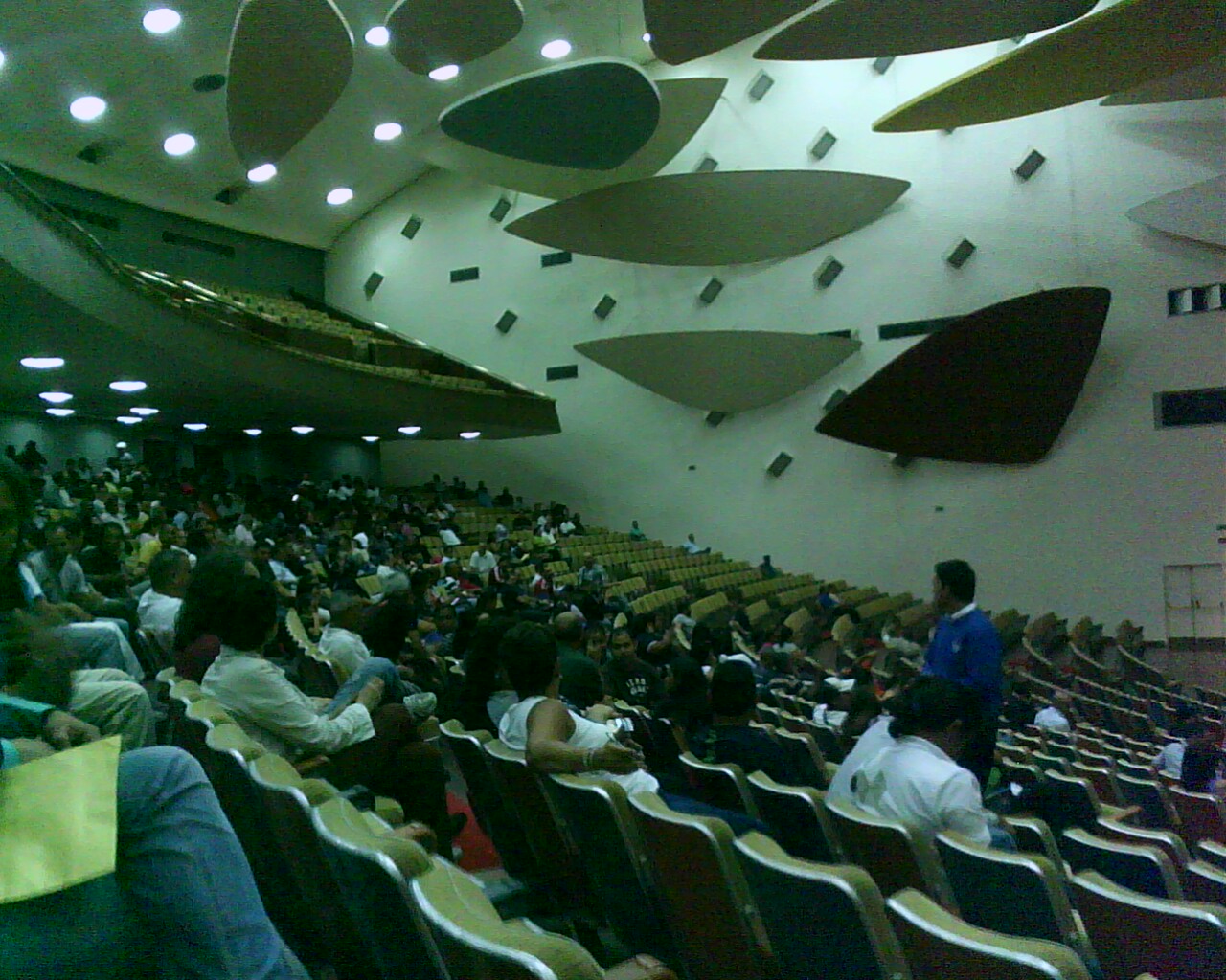 Tejido Caracas: Aula magna -ucv