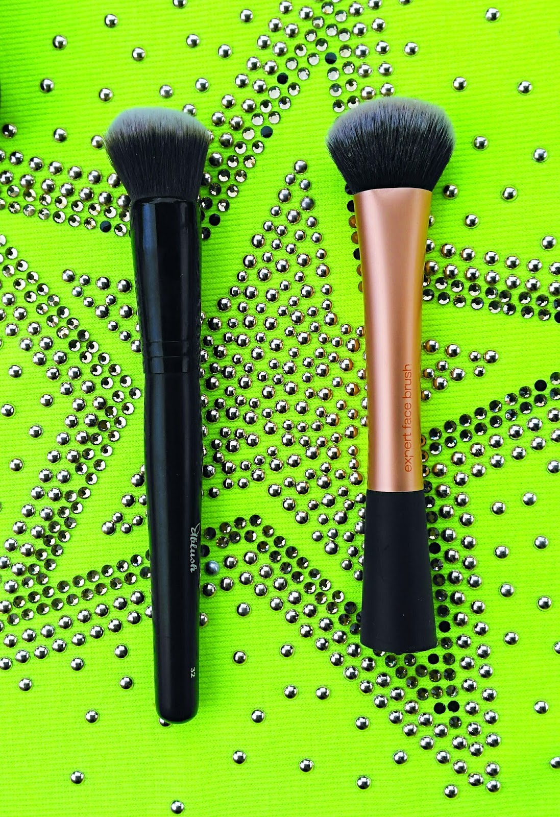 Lady Witch: Povoljne a dobre cetkice za lice?! 1.deo