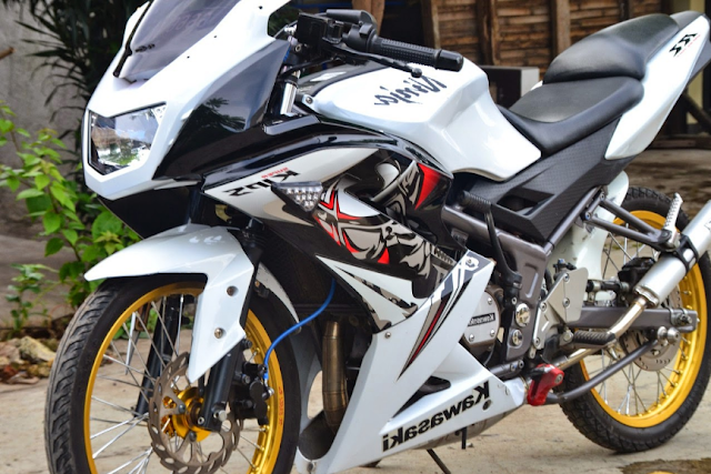 Harga Kawasaki Ninja 150 RR Terbaru | DhedMOTOR