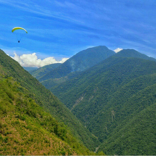 Paralayang Matantimali - UNIKPALU.com