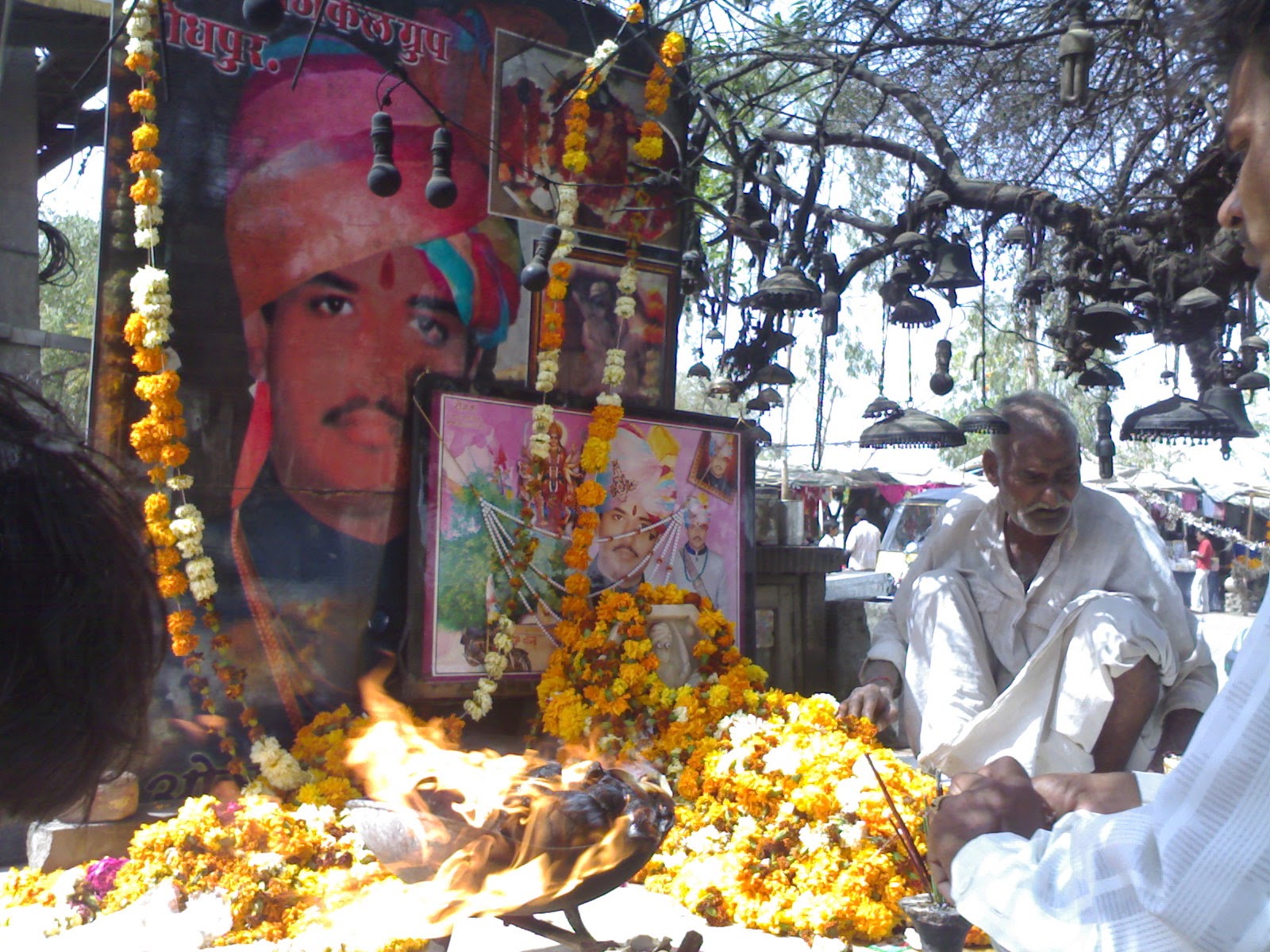 Weird But Very Amazing: Om Banna – Bullet Baba Temple