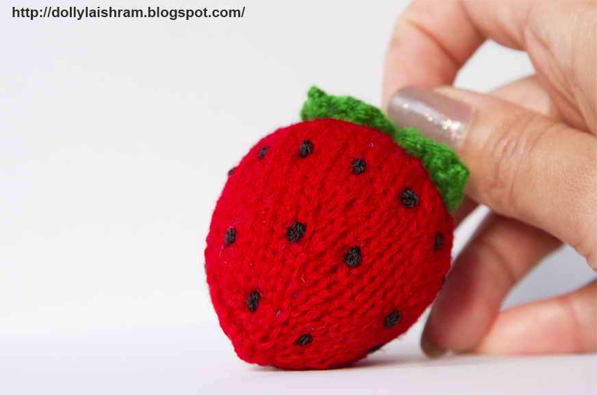Anything Creative: Knitted Strawberry