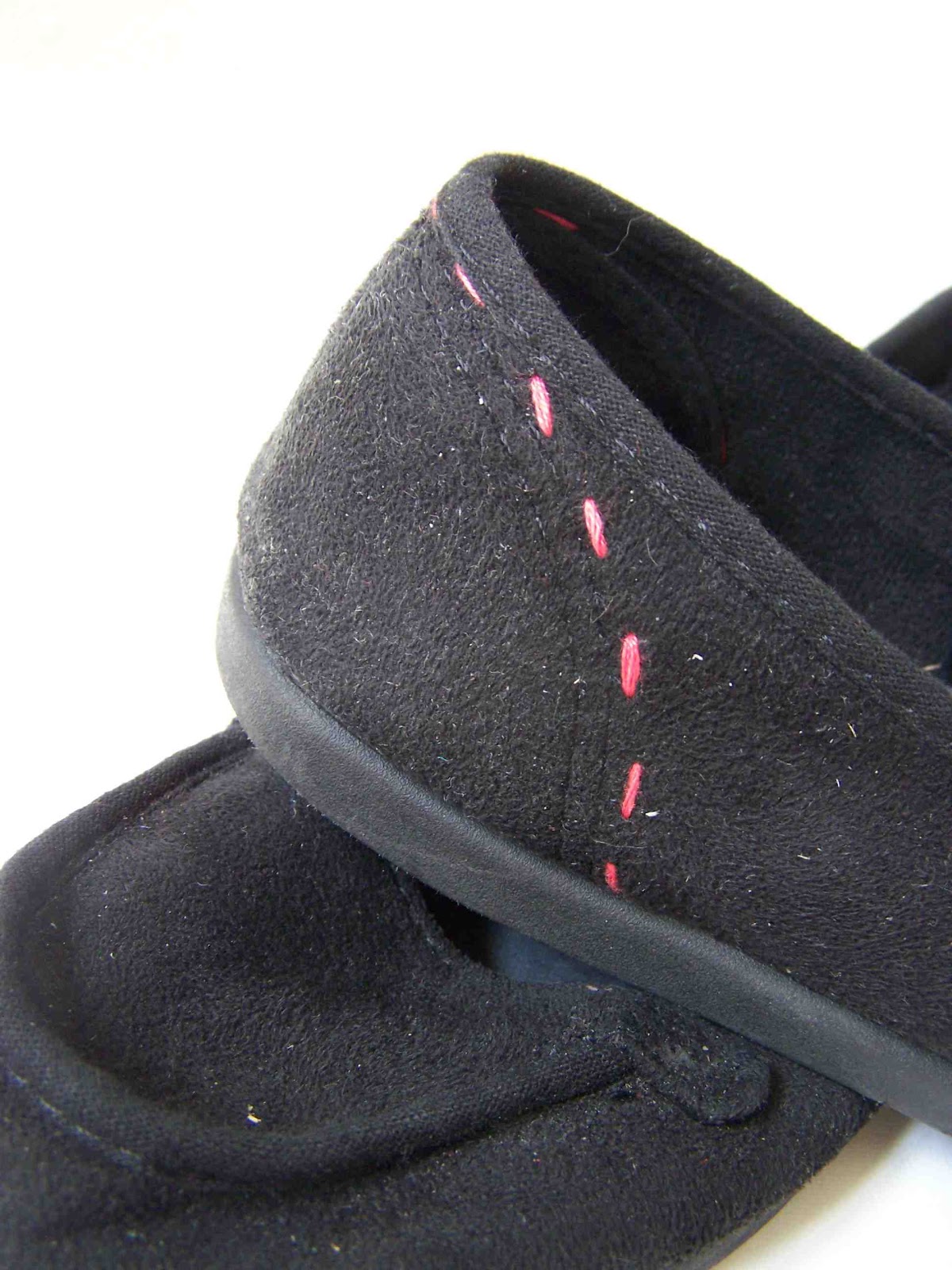 Made by Me. Shared with you.: Shoe Makeover: A Lil' Bit of Stitching