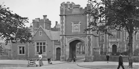 Lord Belmont in Northern Ireland: Hamilton Tower